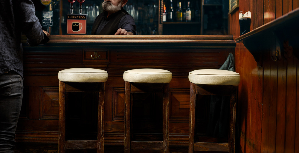 Guinness "Snug and Bar Stool " #41 with Alex Telfer - Yoke Productions ...