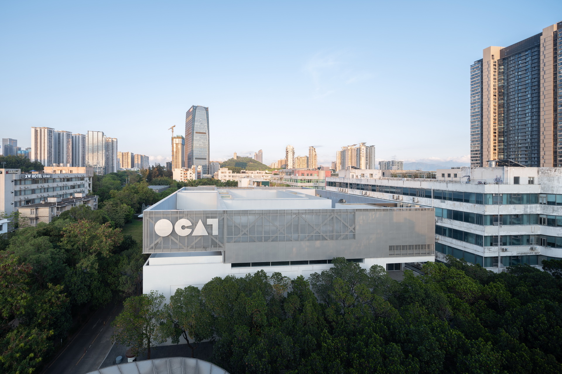 OCAT Signage & Guidance System - huangyangdesign