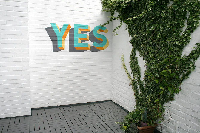 Southbank Tribute - 'YES' Painted Typography - Russell Hardman ...
