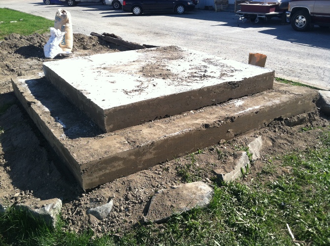 Rammed Earth Installation - the diggers