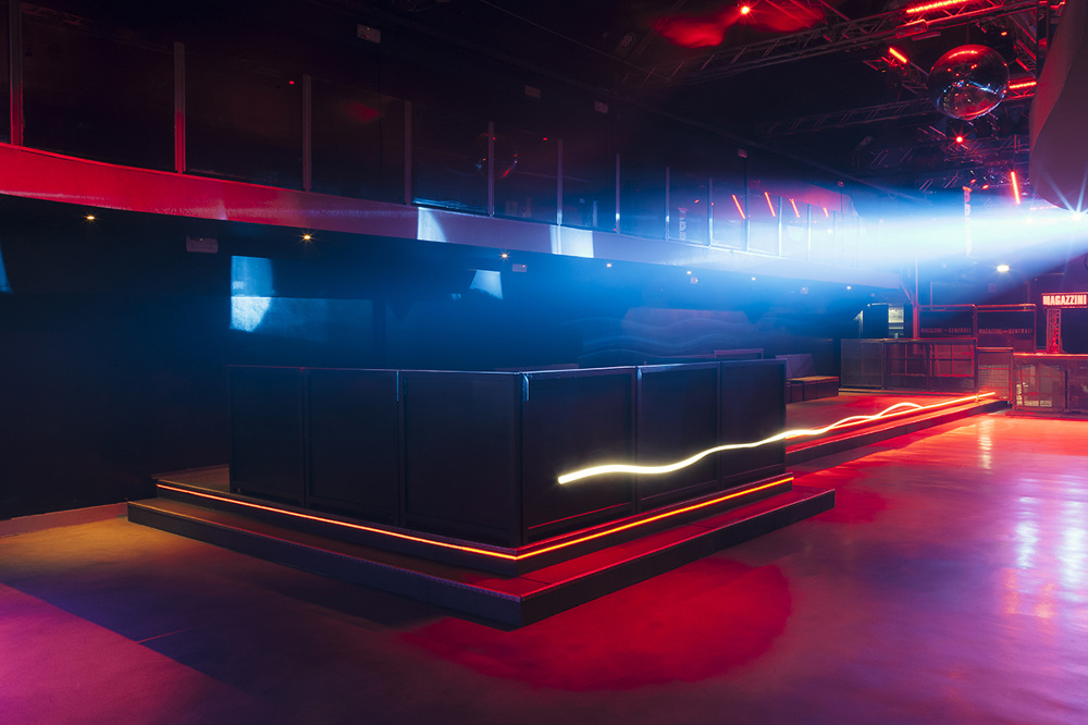 Location Photography - Magazzini Generali Milan 2018 x Comb Studio ...