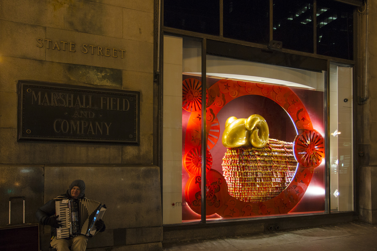 Chinese New Year Window Display in Macy's 芝加哥梅西百货春节主题橱窗 - United Design lab