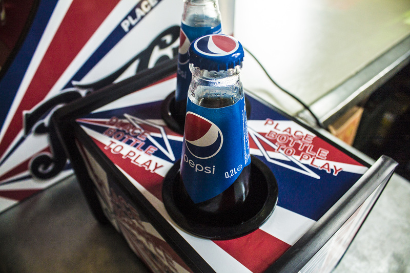 PEPSI COLA BARTOP ARCADE - SamvanDoorn
