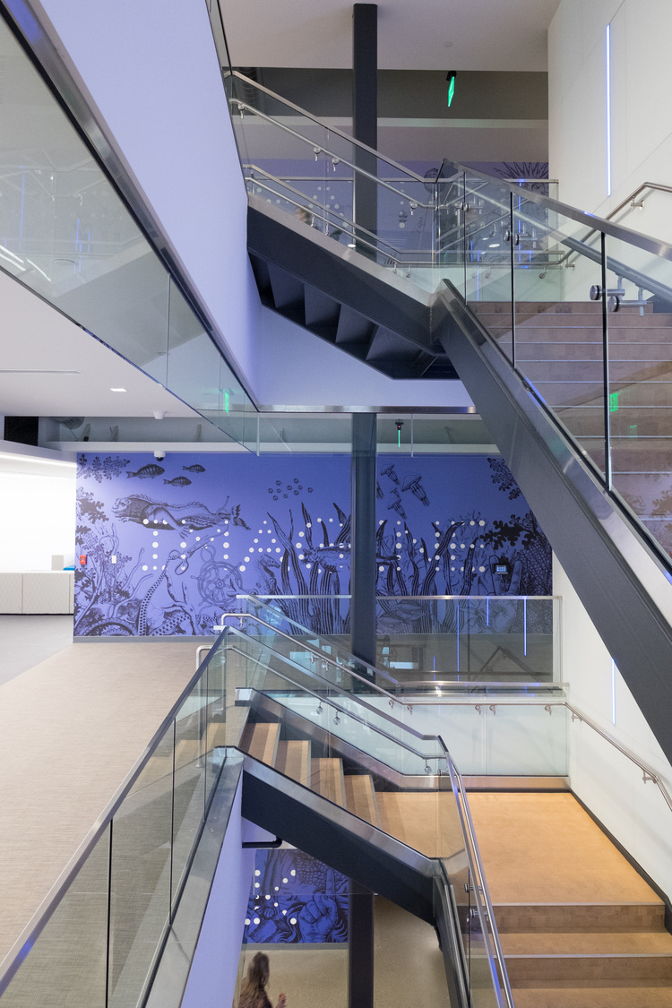 KAISER PERMANENTE RENTON CAMPUS - sara.vandyke.design