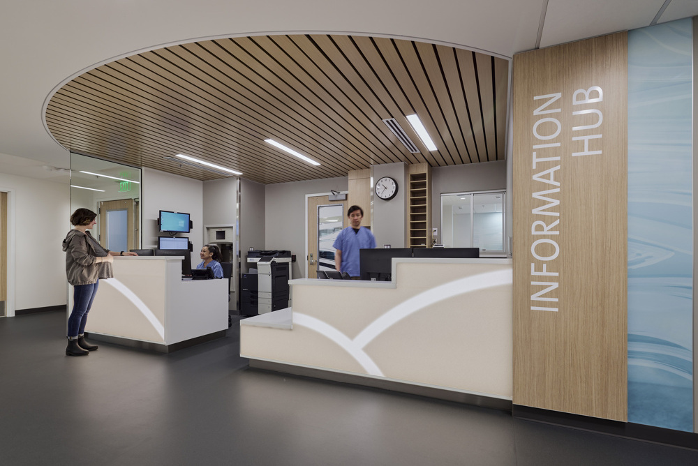 MATERNITY CENTER WAYFINDING & GRAPHICS - sara.vandyke.design