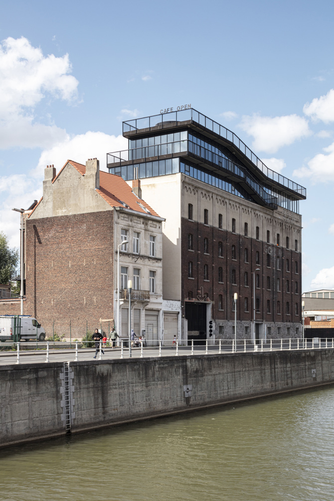 DEMOCO - MADAM architectuur