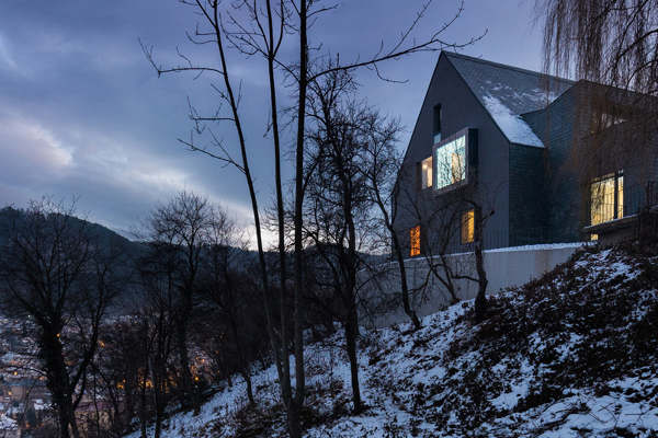 Restaurare casa saseasca din anii 1830 Restoration of Saxon House ...