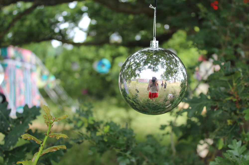 Twisted Disco Tree - VICTORIA BUTTON