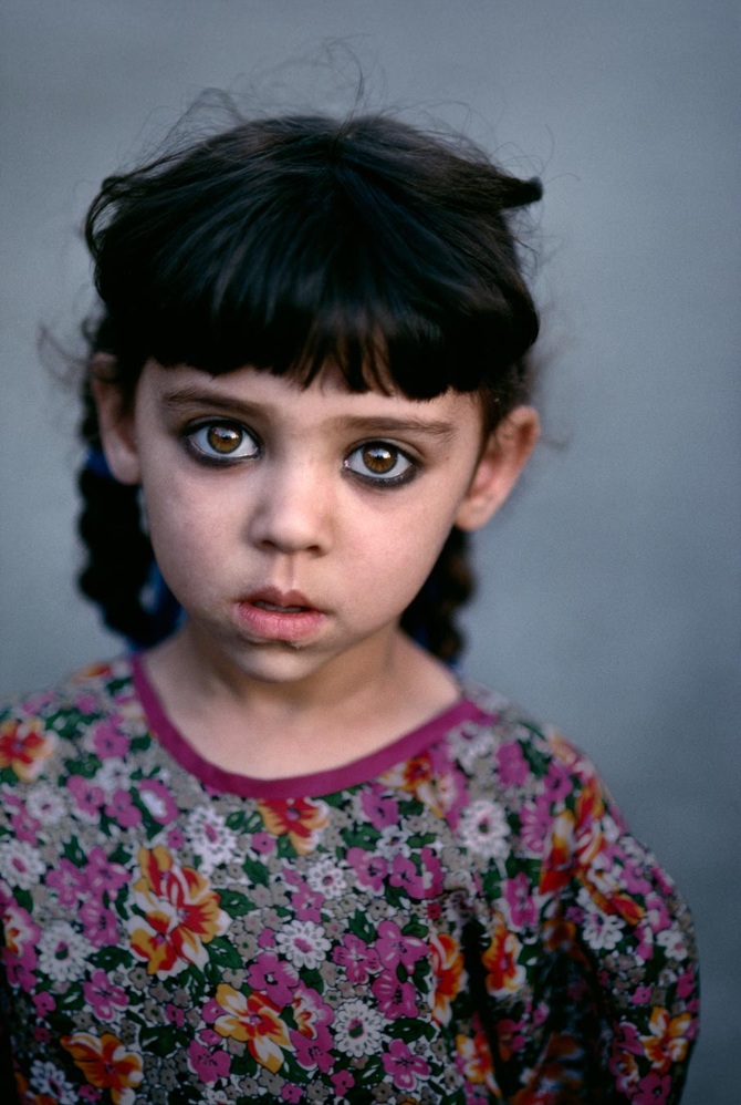 Steve McCurry - Portraits - F/64 Art & Photo Magazine