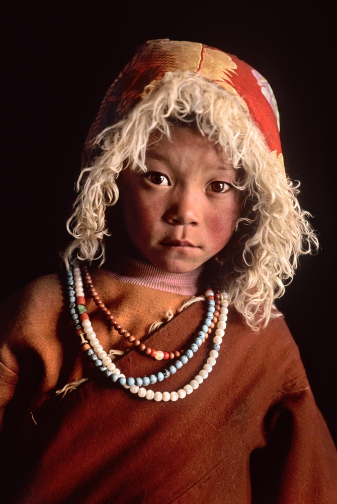 Steve McCurry - Portraits - F/64 Art & Photo Magazine