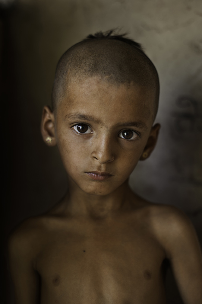 Steve McCurry - Portraits - F/64 Art & Photo Magazine