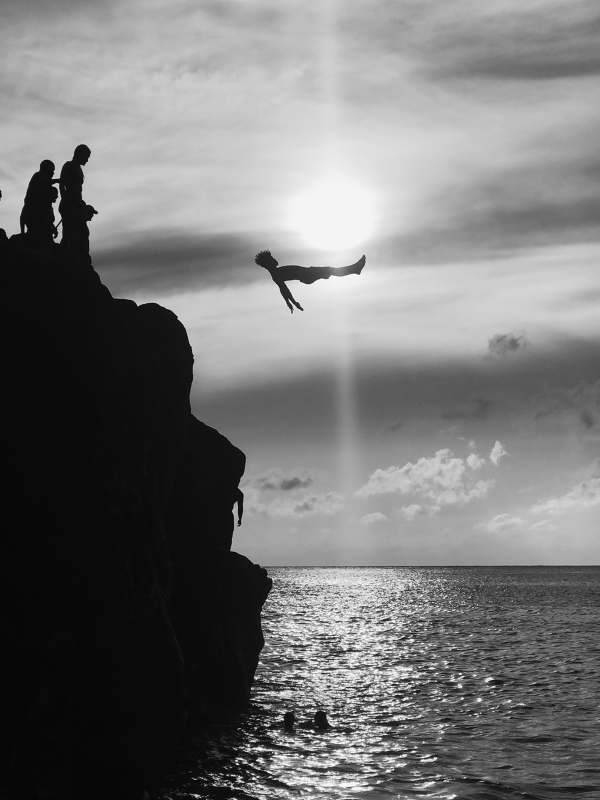 Waimea Rock Jumping - ezgiirazportfolio.com