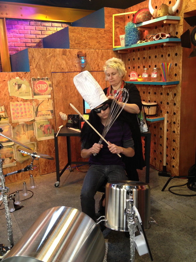 NICK STUDIO 10 PILOT - https://vimeo.com/39808960