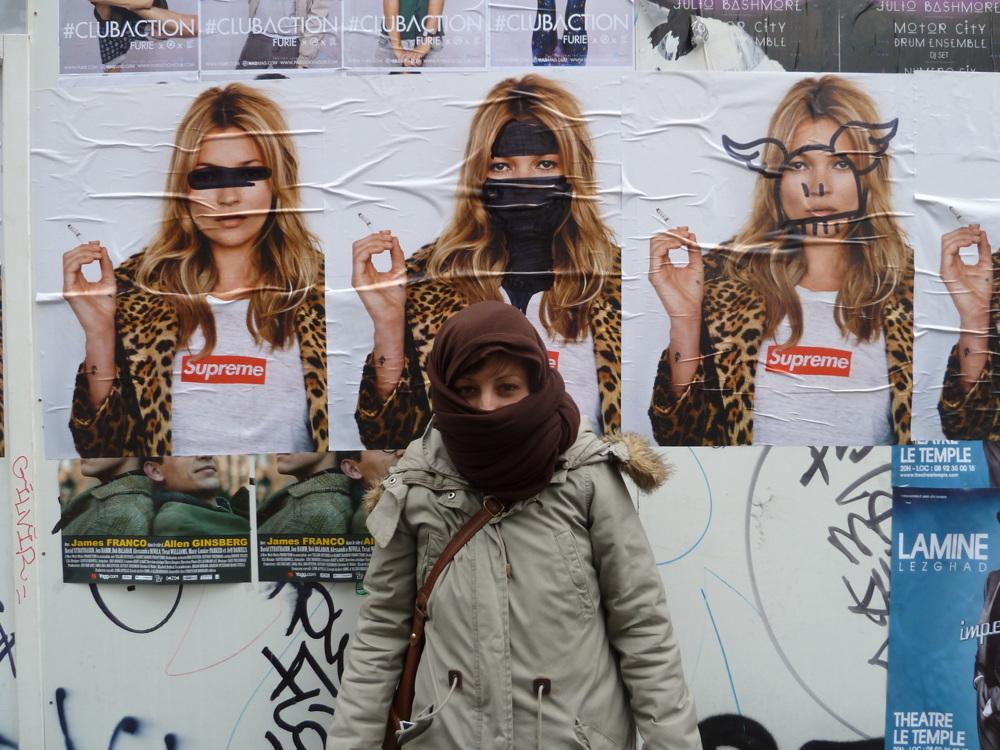 ADBUSTING PHOTOGRAPHS - GEIGER