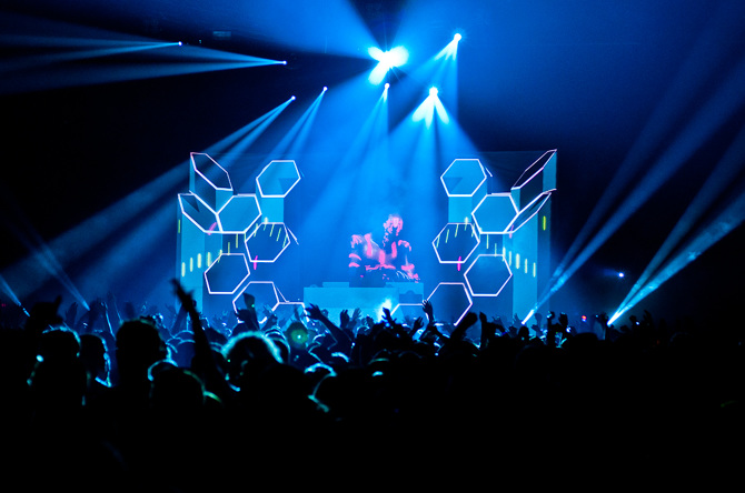 THE SKRILLEX CELL - Strangeloop - Art of David Wexler