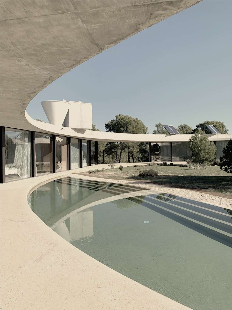 Casa Office KGDVS - JAVIER ALMALÉ
