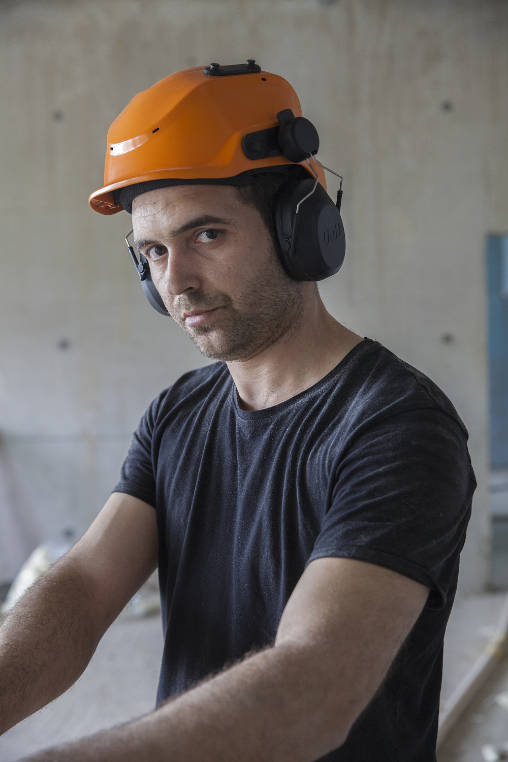 Unit safety helmet system. - www.jaehoonjung.com