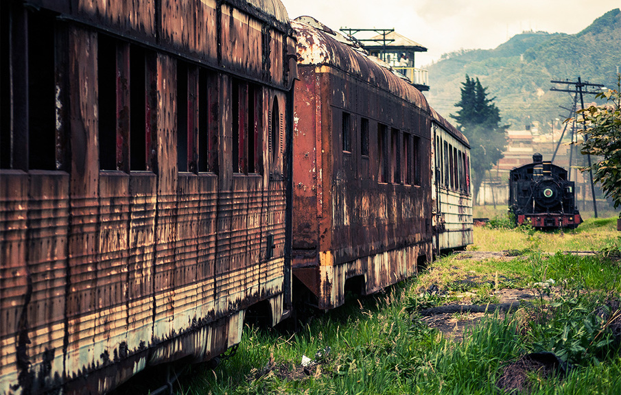 Forgotten Trains - Niko Jacob | Photography