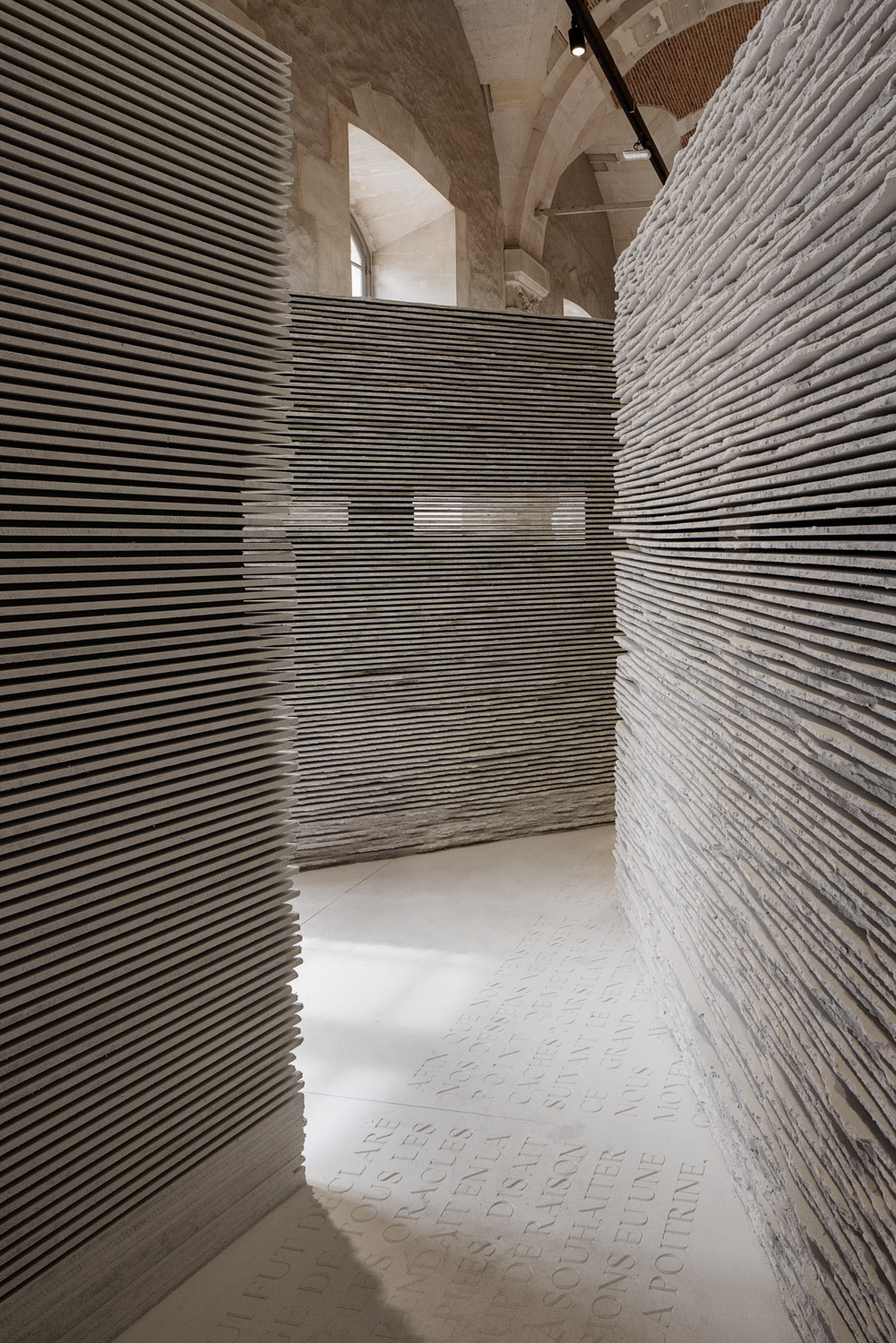 Archaïque feat. Contemporain - Martial Marquet Studio