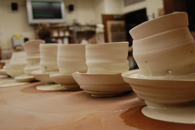 pouring // states of clay - Katie Hunter