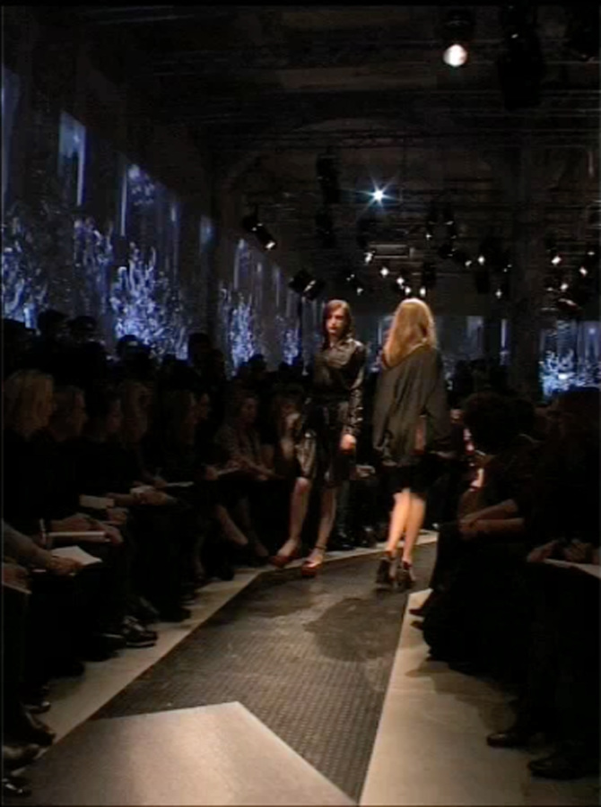 Prada Autumn 2006 Fashion Show - Israel Kandarian
