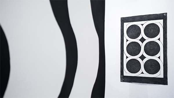 Alejandra Avilés: El ahora es la noche - Juan Canela