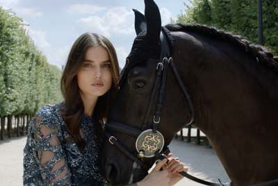 Anastasia - CHRIS ROMAN