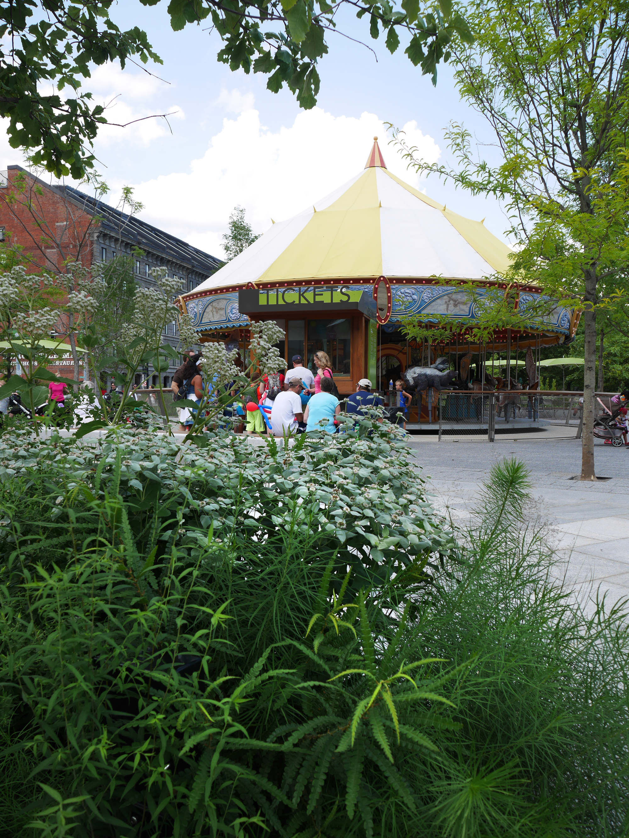 THE ROSE F. KENNEDY GREENWAY: WHARF PARCEL 14 / THE CAROUSEL ...