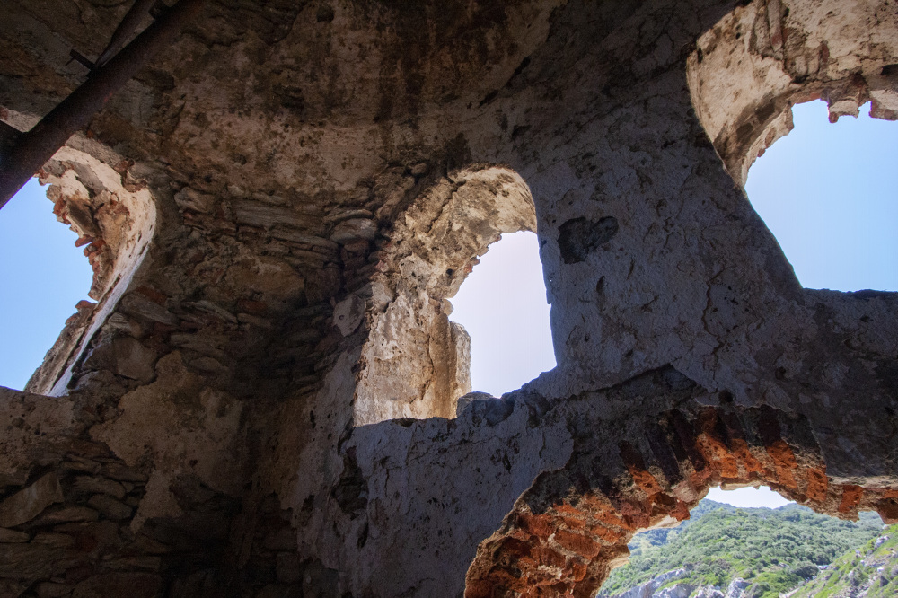 Restoration of the buildings in the area Castle of Skiathos - Themelis ...