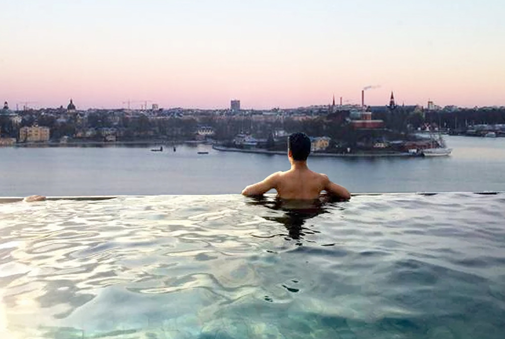 STOCKHOLM INFINITY POOL - UMA