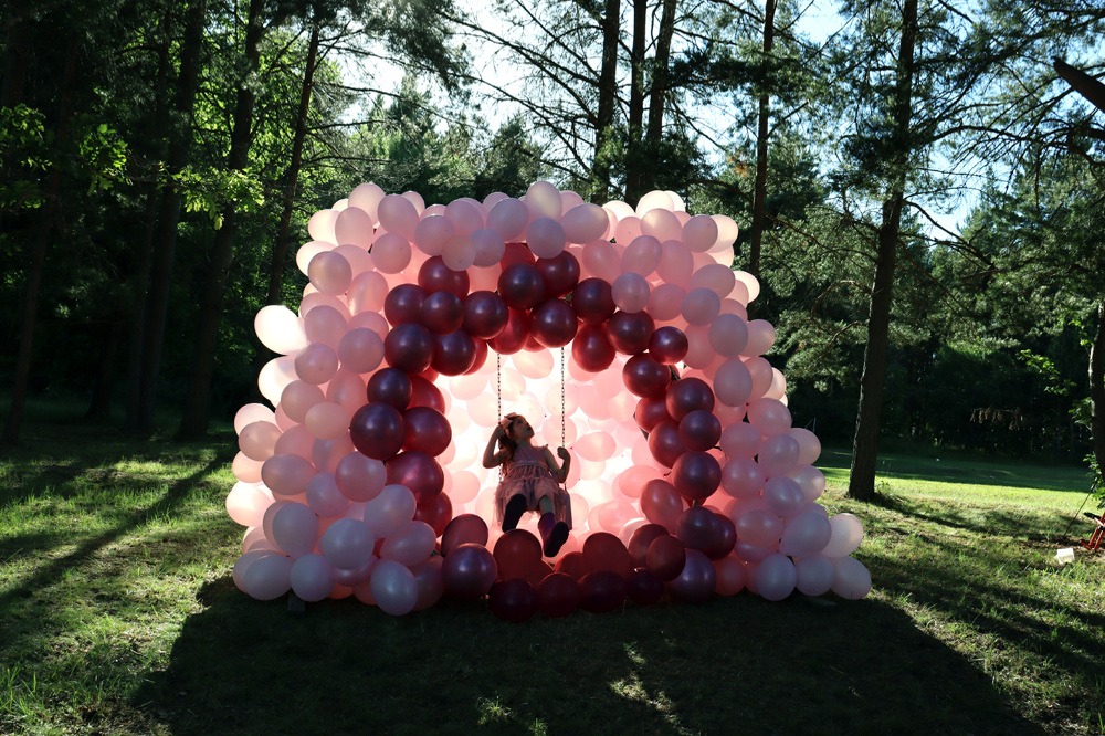 BALLOON HUT - UMA