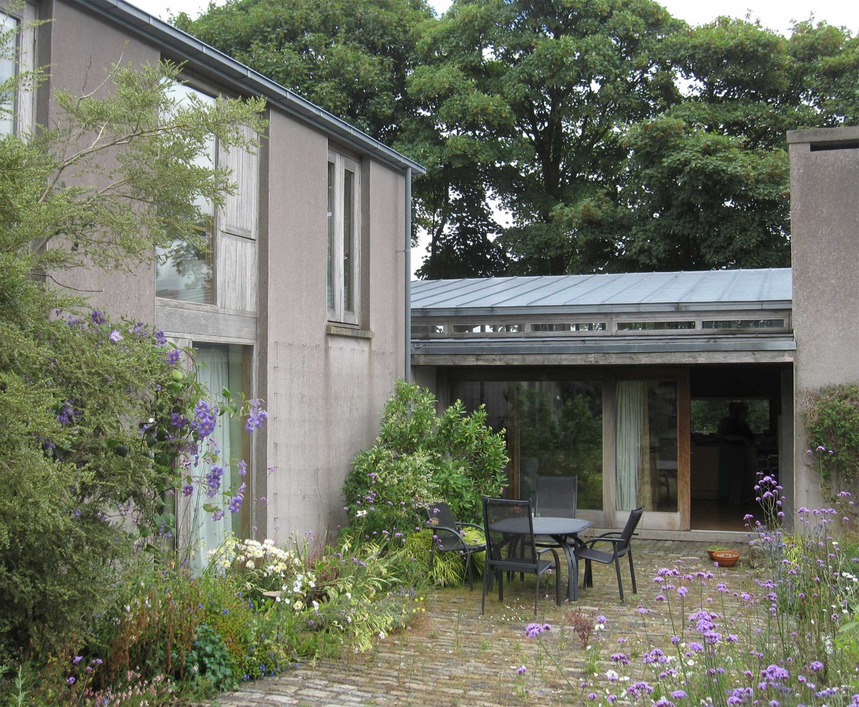 House for a Gardener - Donaghy + Dimond Architects