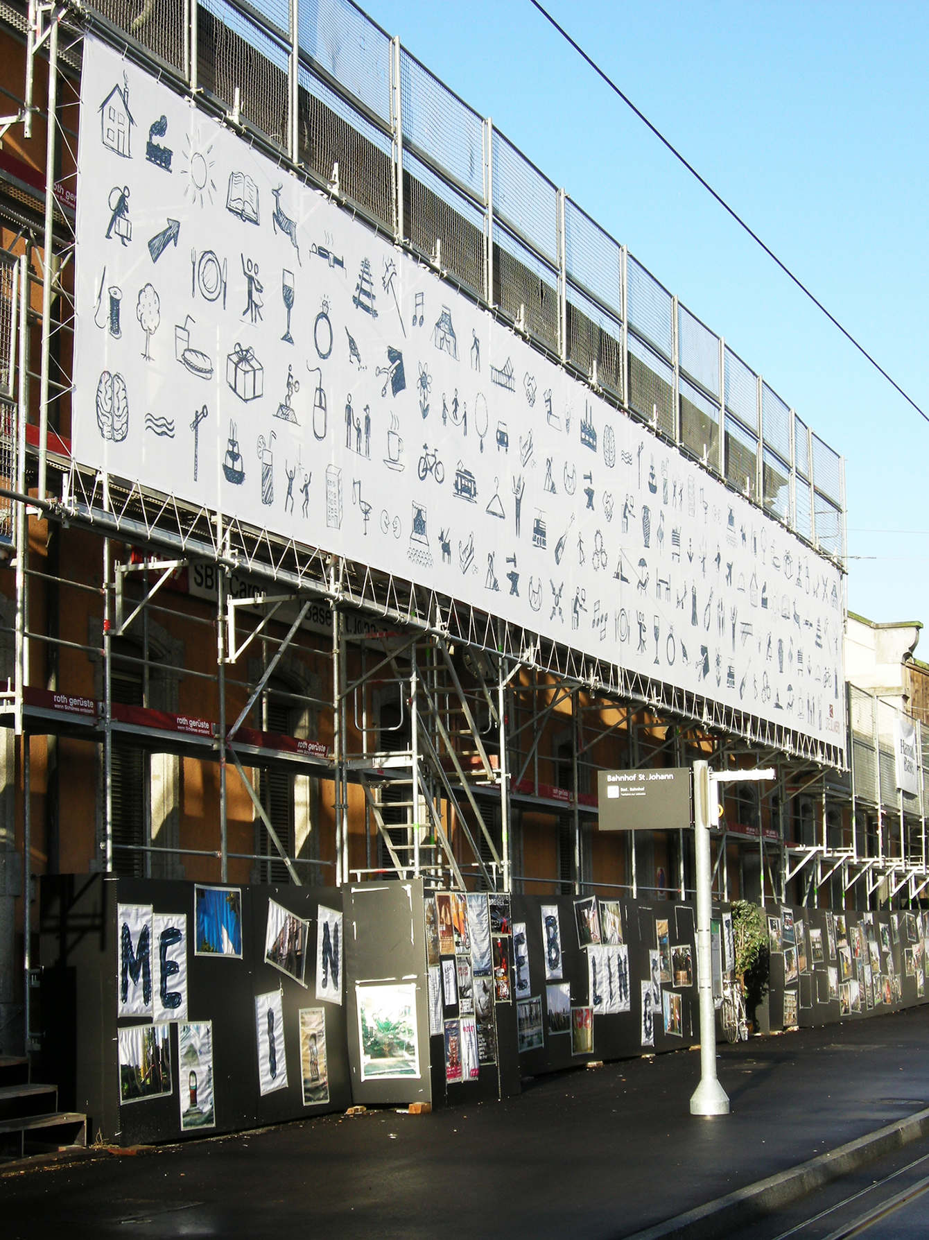 Piktogramm-Skizzen auf Bauplache - Minks –– Illustration und Grafik