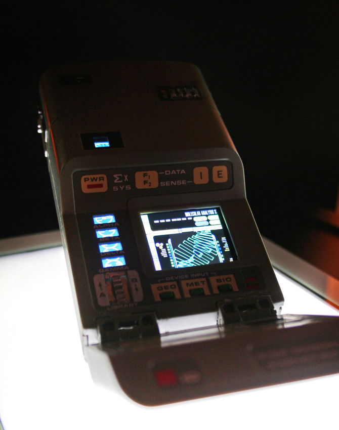 DIY TRICORDER - Nick Acosta
