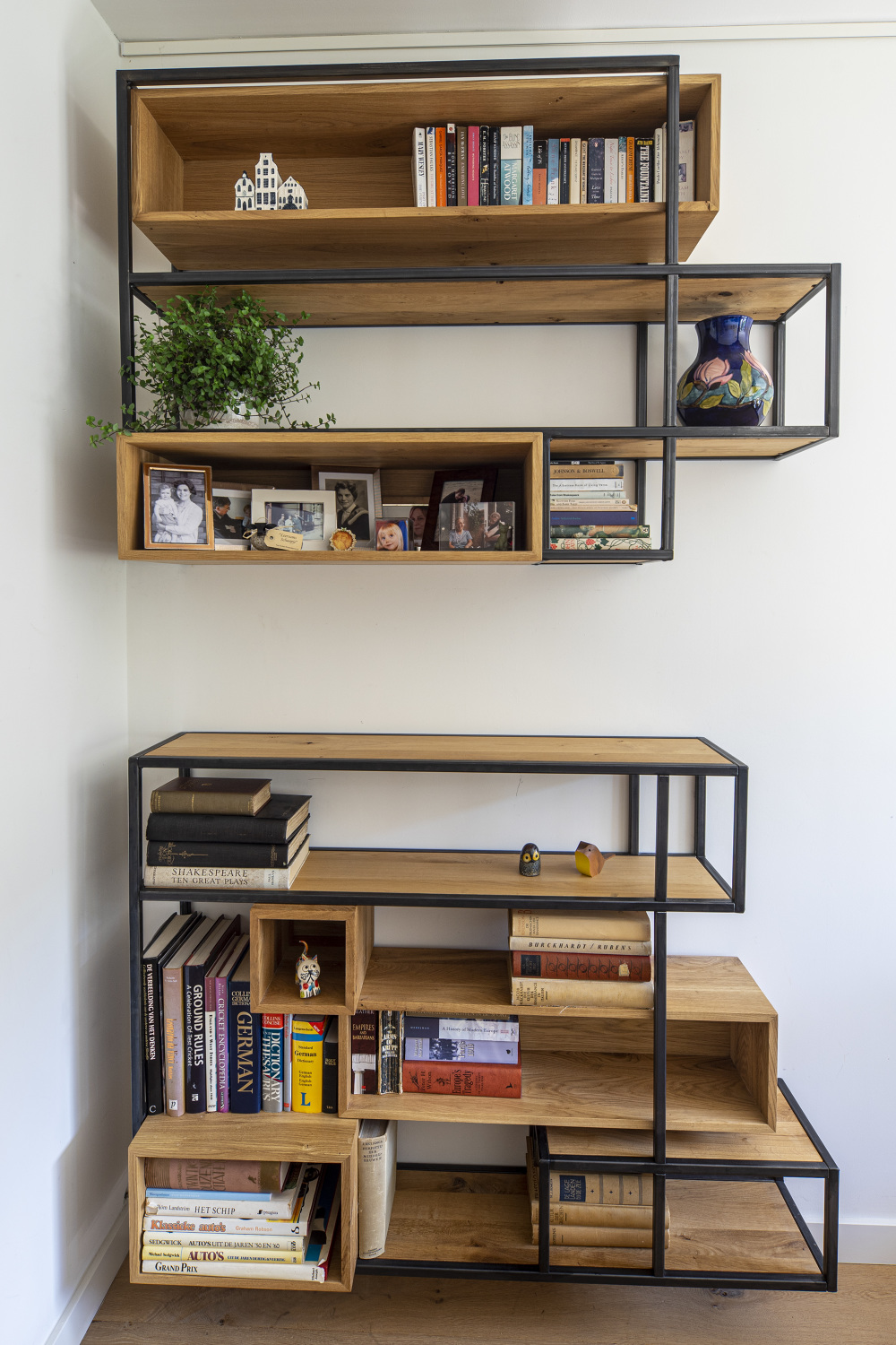 Oak_Iron Cubes - Femke van Leeuwen