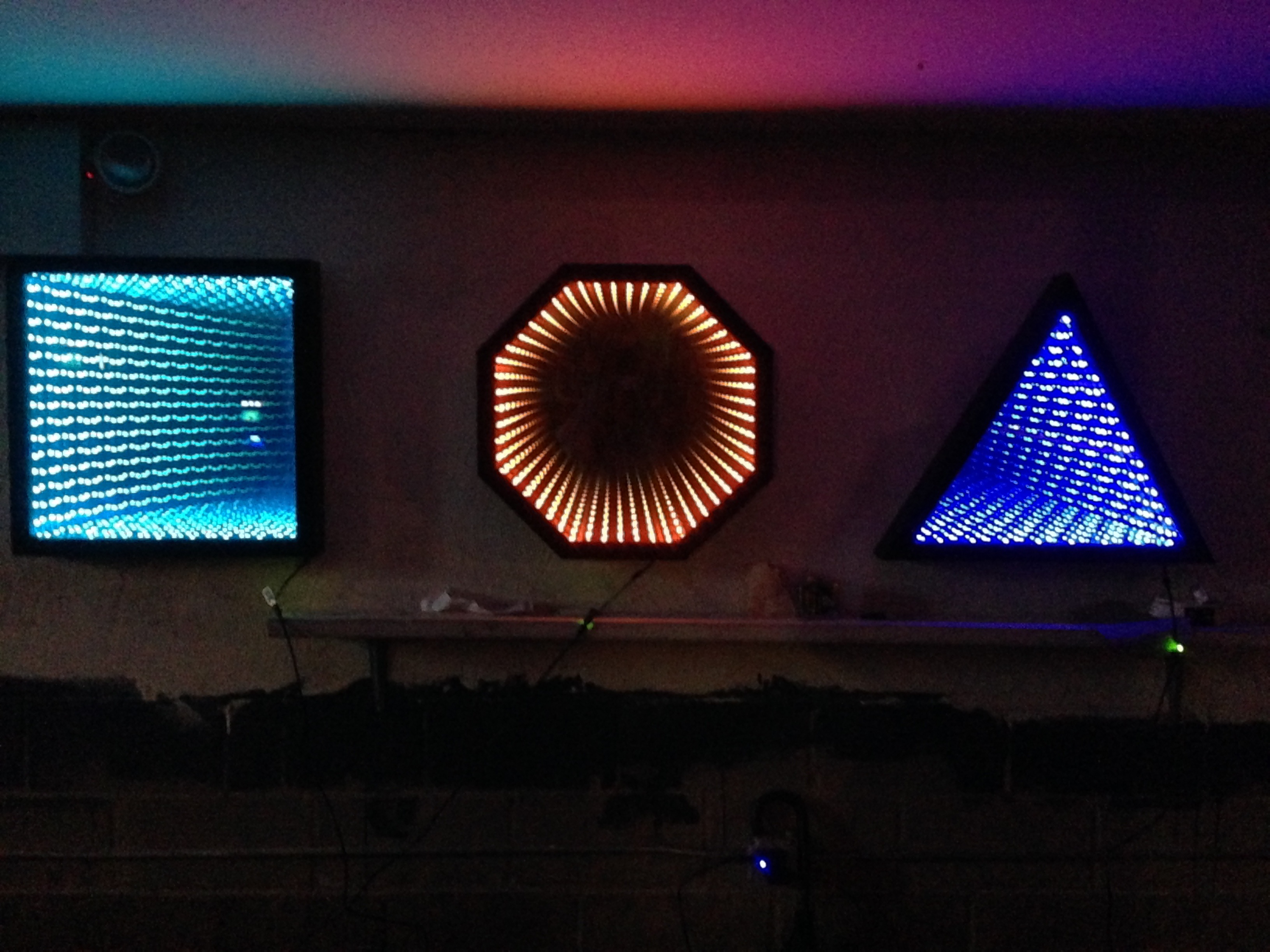 LED Infinity Mirror - Smooth Technology