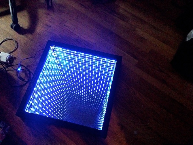 LED Infinity Mirror - Smooth Technology
