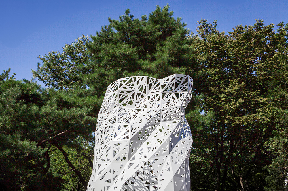 WING TOWER - Yong Ju Lee