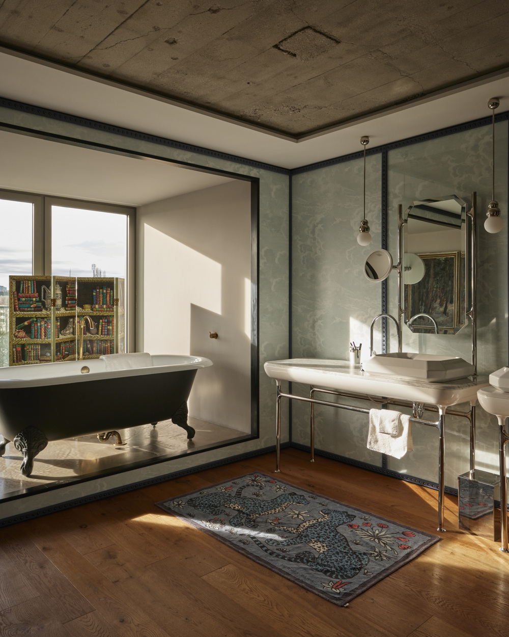 From Bunker to “Shelter Deluxe” - www.eliashassos.de