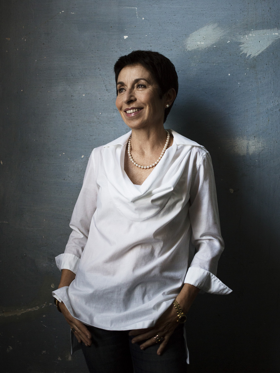 Donatella Lippi - www.eliashassos.de