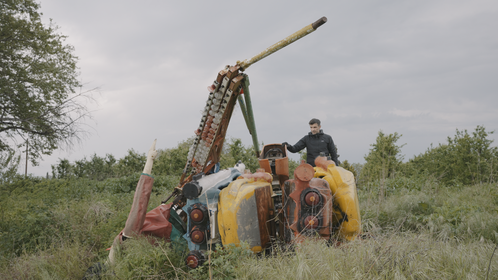 The story of a flaming peach - Eliza Soroga