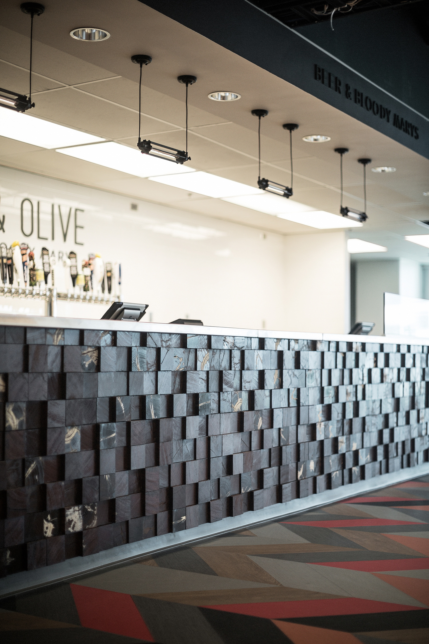 Kardiac Club / Draft Room - Christoph Schoenlein