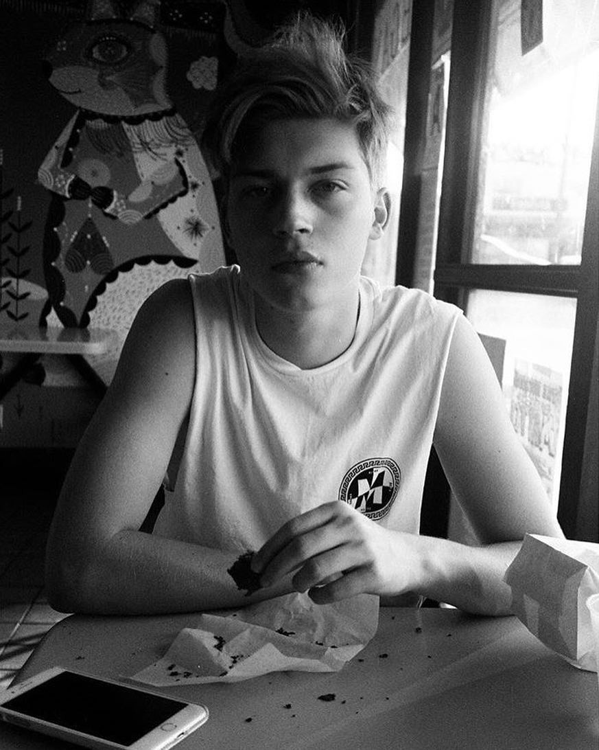 Ricky Garcia - Alex Maxwell