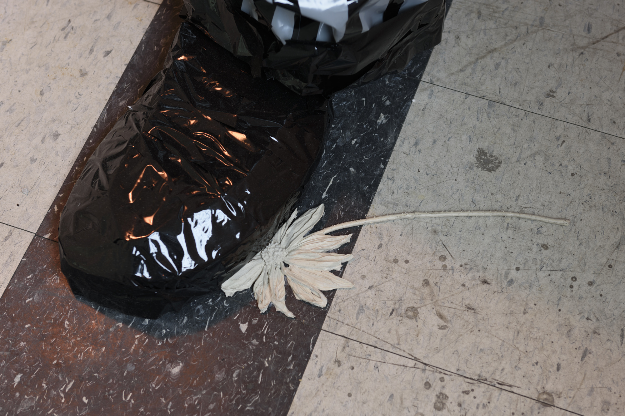 Ozone Flowers - Michael Assiff