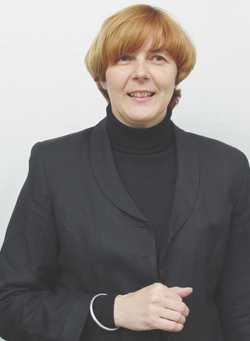 Julie_Melbourne 2003 - Meanings and Attachments