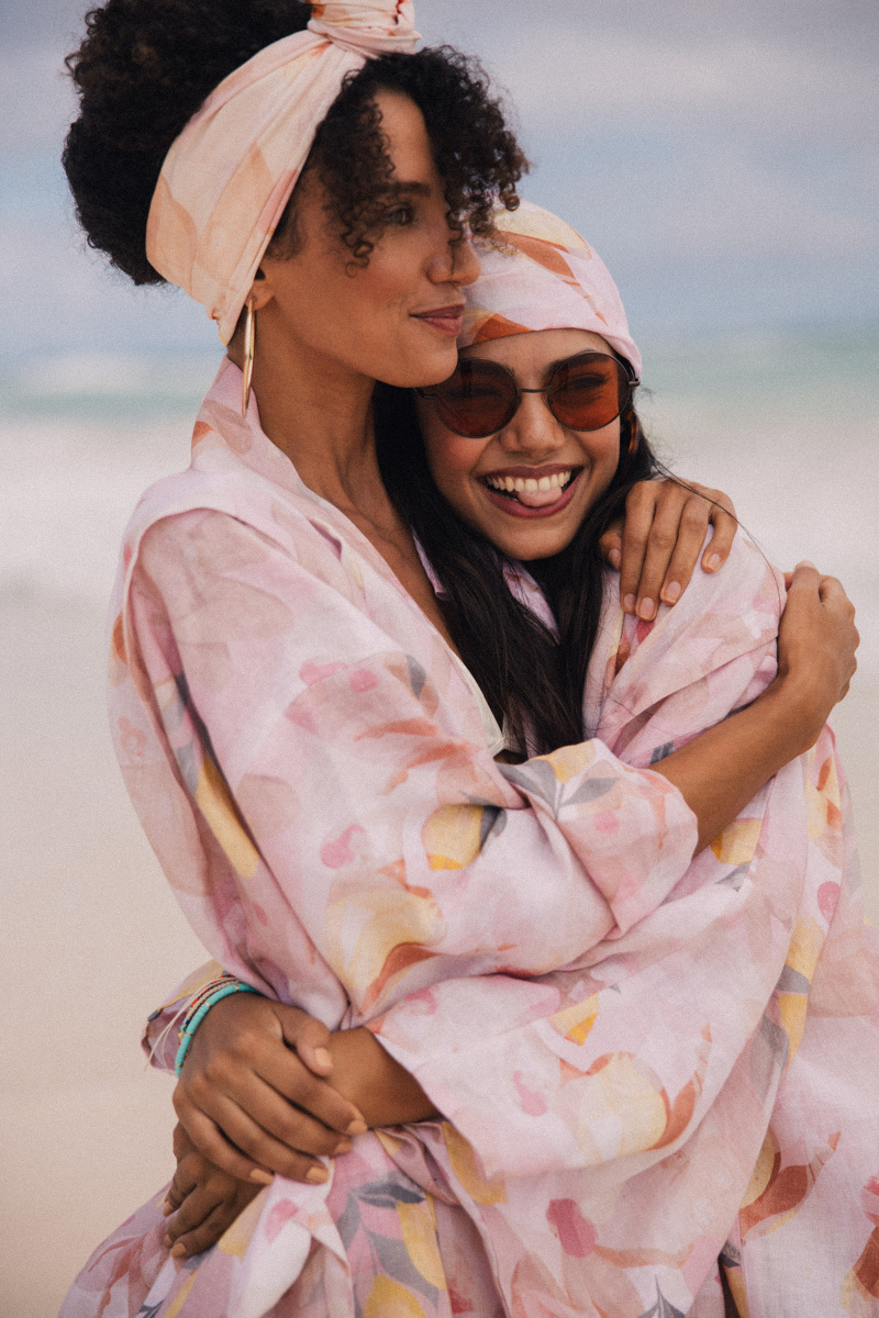 LOOKS BY LUKS - a n a r u d a k