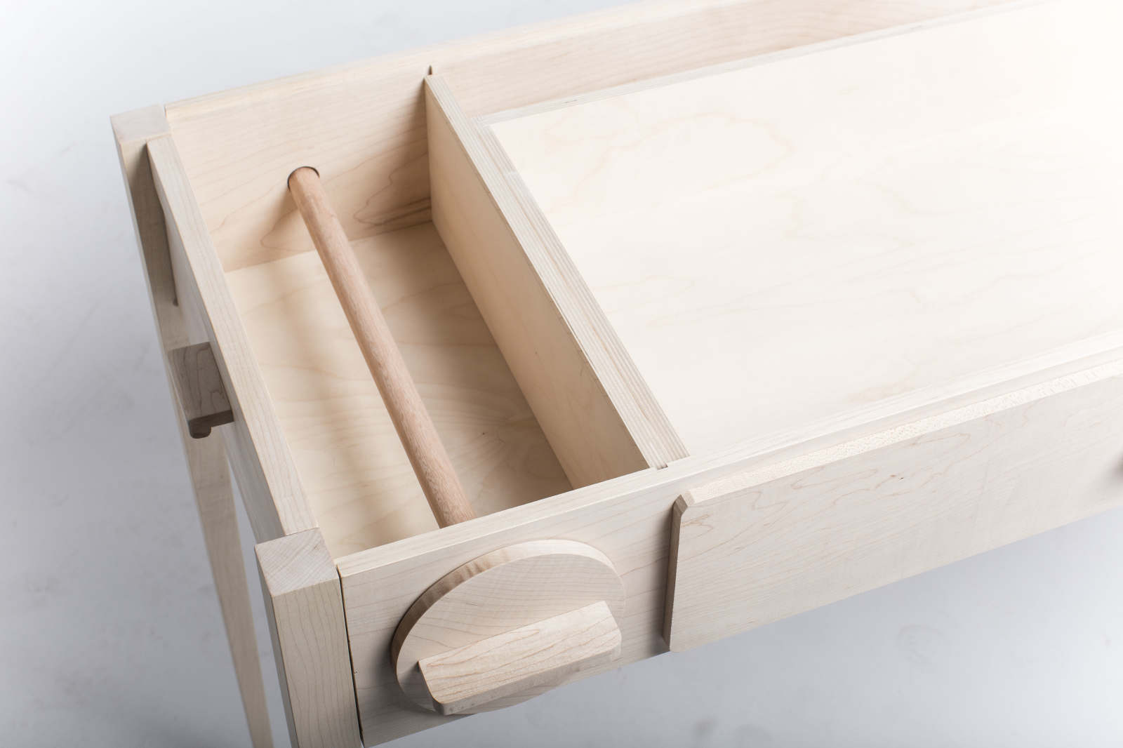 Camera Table - johnyangdesign