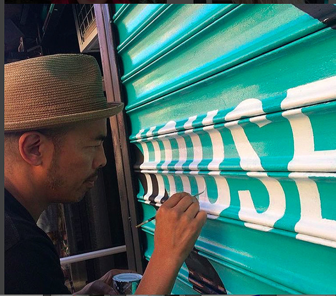 ROGUE HOUSE - castroesque studio