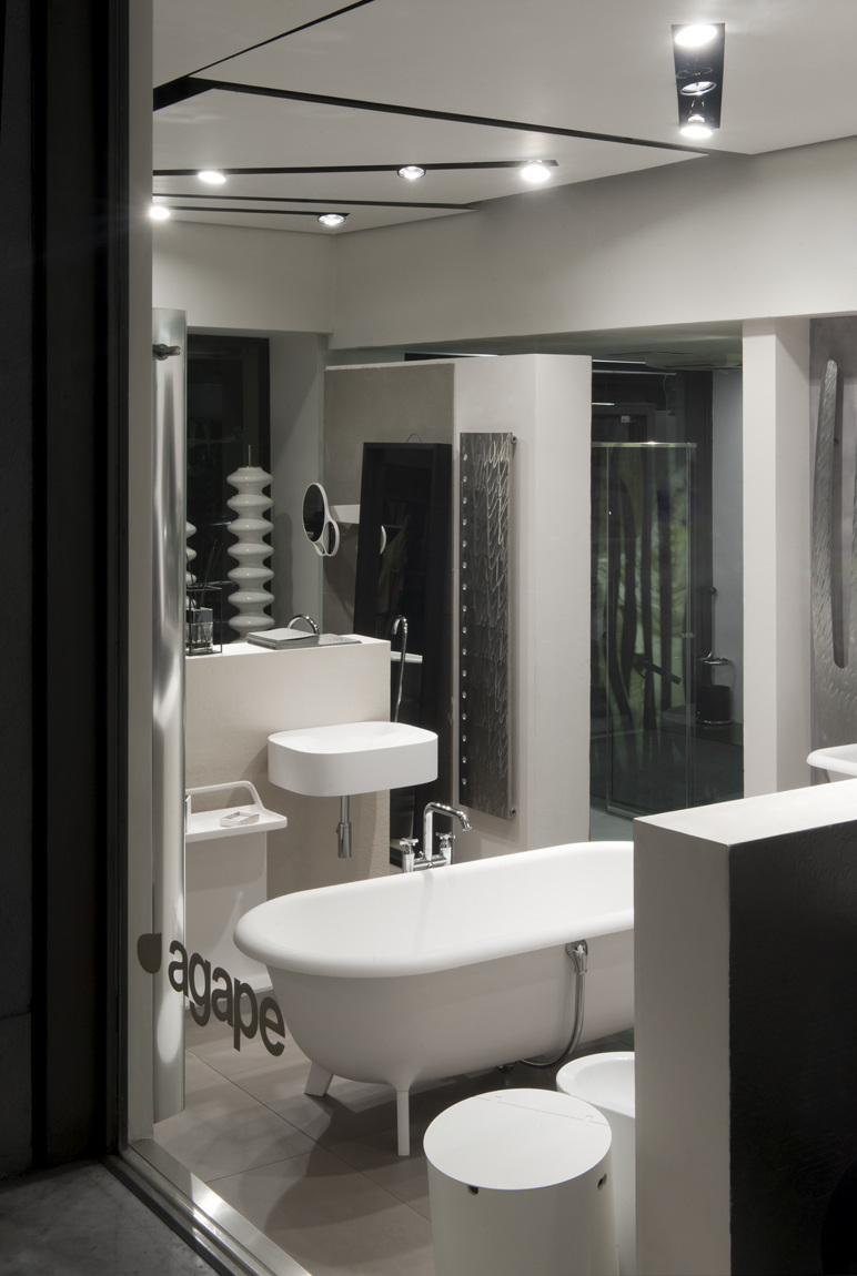 Showroom Lozzi - Francesco Conti