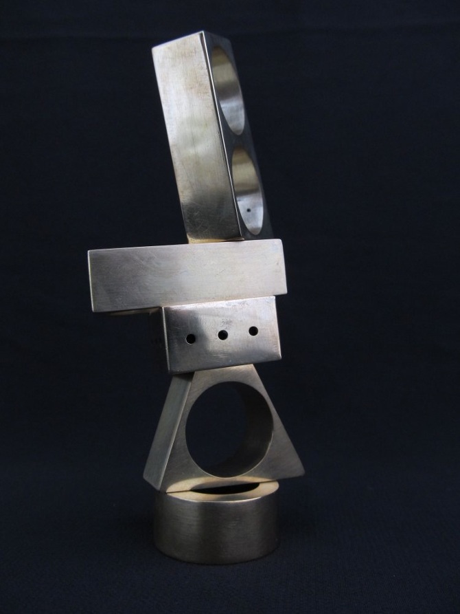 Hollow geo rings - Billie M Vigne